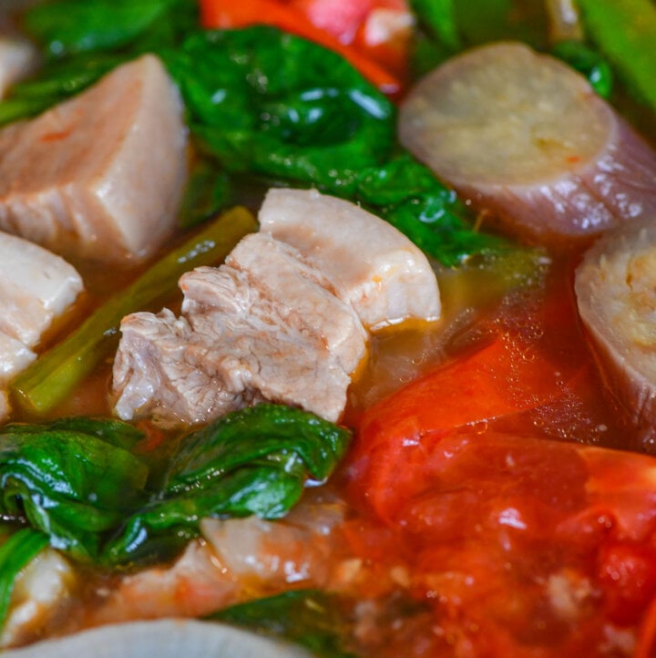 Sinigang na Baboy (Pork Sinigang Recipe) - speedyrecipe.com