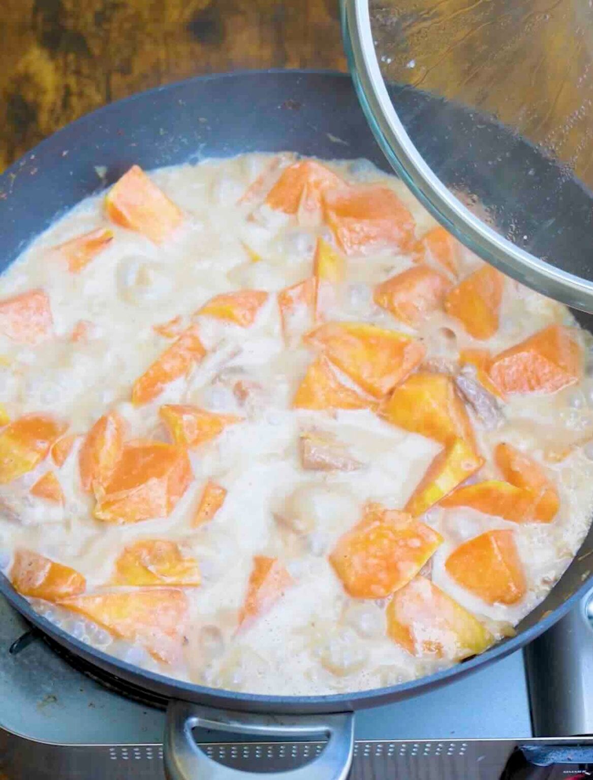 Ginataang Kalabasa - speedyrecipe.com